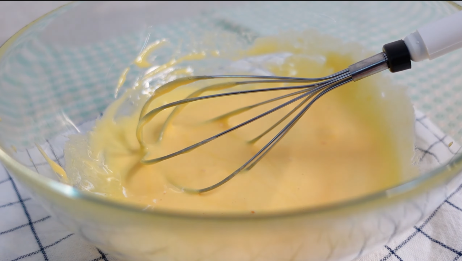 【再現レシピ】SNSで話題！新食感生ドーナツの作り方。アイアムドーナツ風のレシピをご紹介♩ - お菓子とスイーツのメディアPakutto(パクッと)