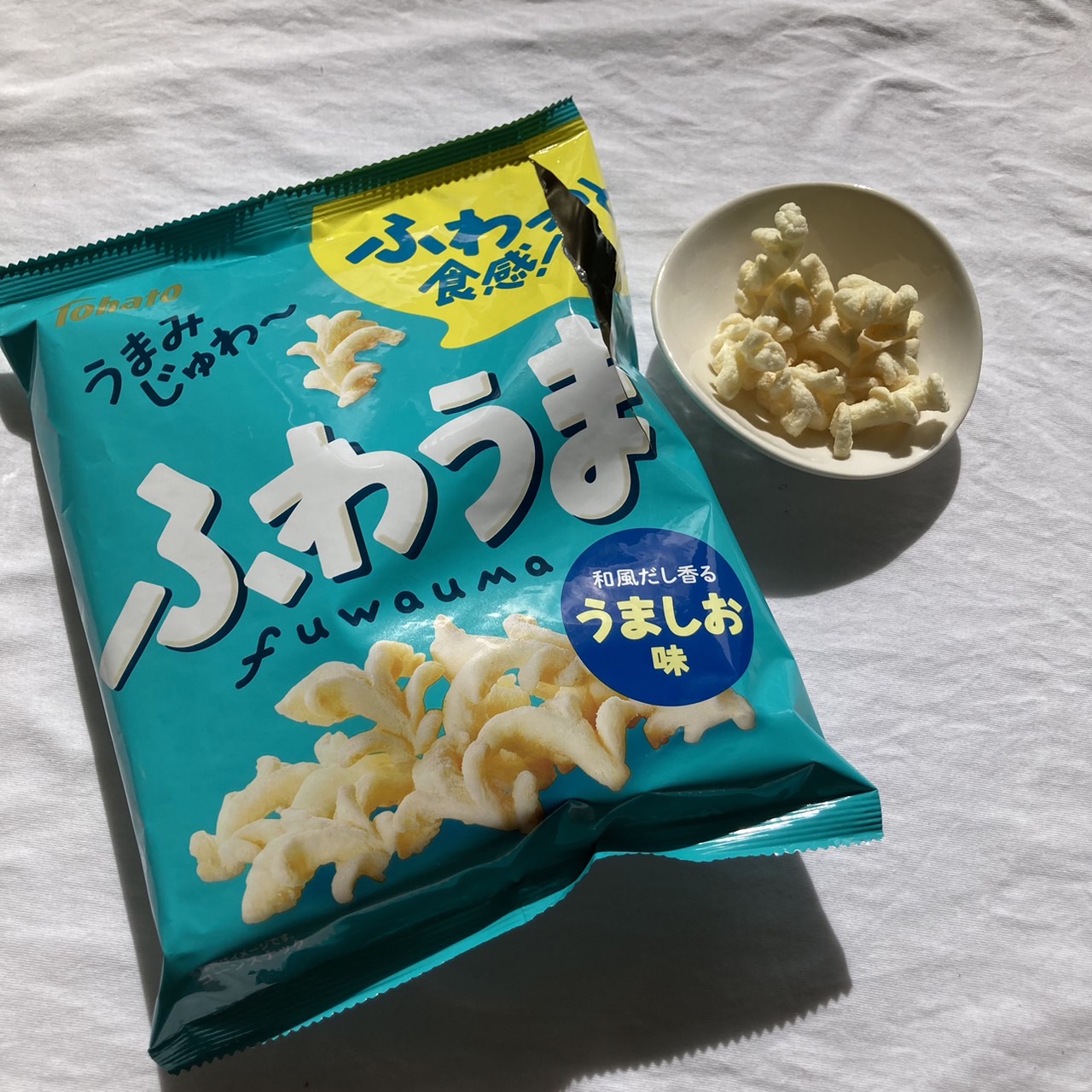【食感に驚き】東ハト「ふわうまシリーズ」がさらに美味しくリニューアル！実際に食べてみました♩ - お菓子とスイーツのメディアPakutto(パクッと)