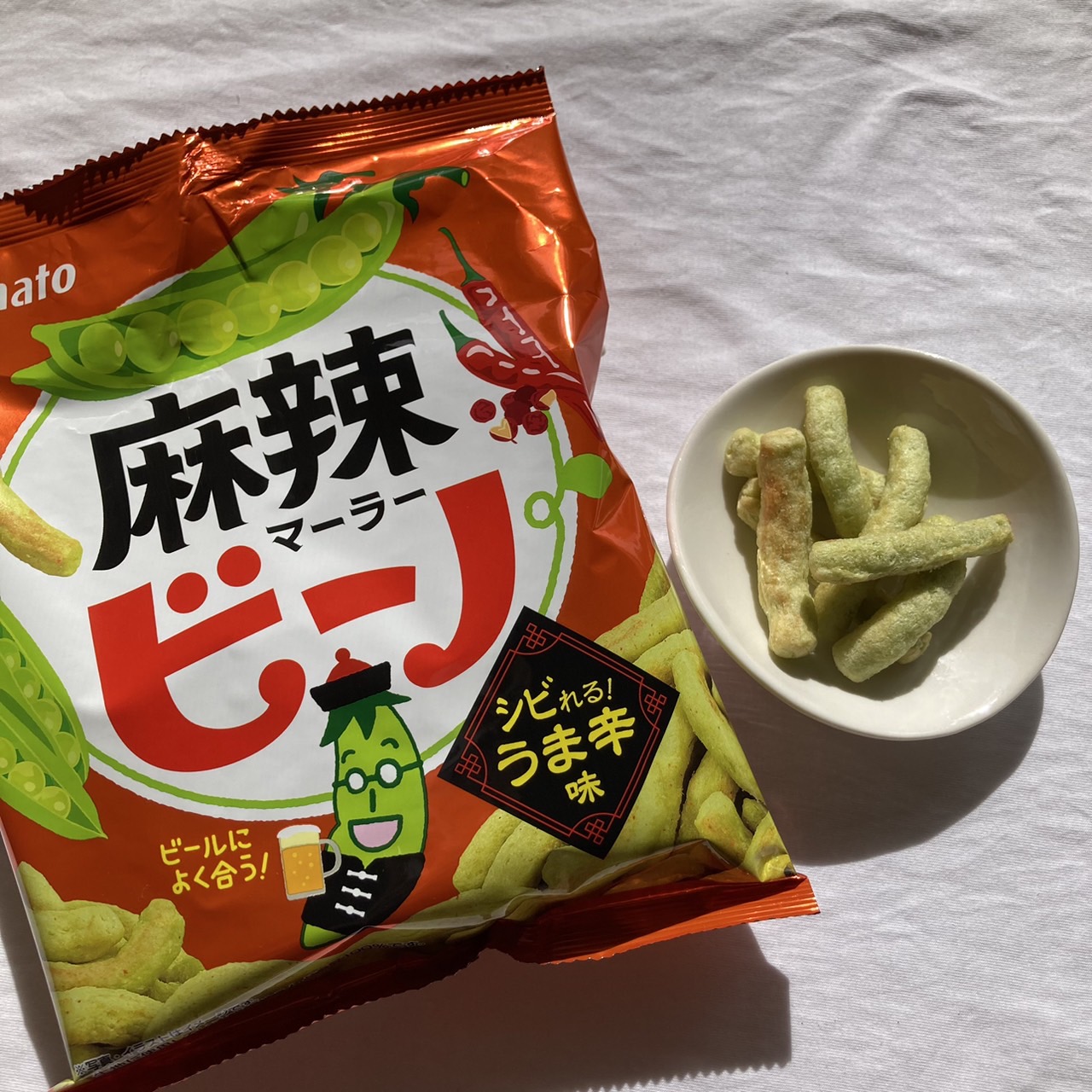 【ビールのお供に最高！】東ハトの辛めのおつまみスナックを徹底レビュー♡ - お菓子とスイーツのメディアPakutto(パクッと)